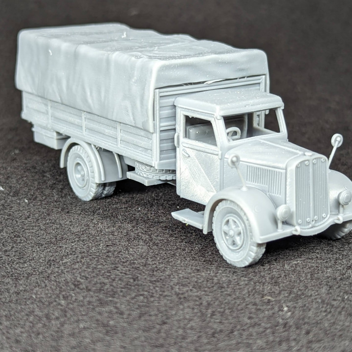 3D Printable STL PACK - 16 ITALIAN Military Utility vehicles of WW2 (1: ...