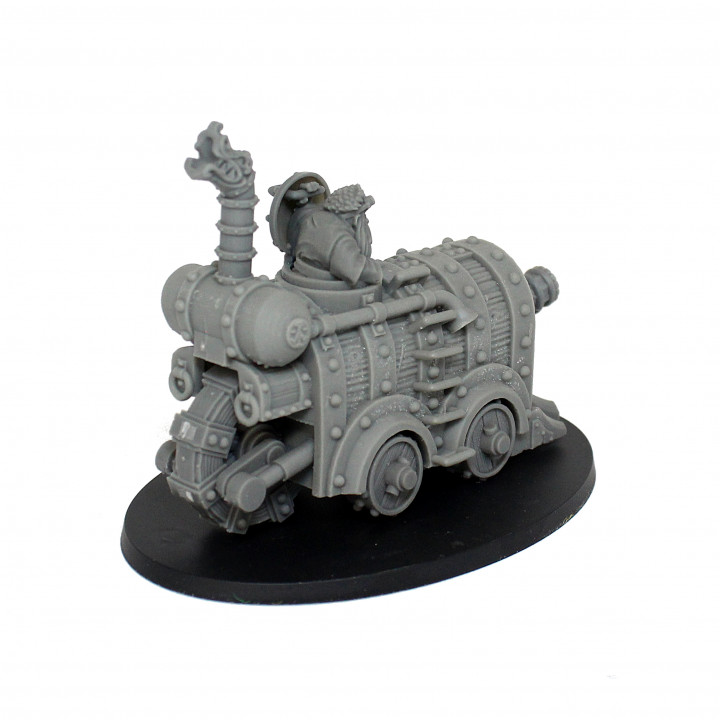 3D Printable Dwarf tank by MOMminiatures