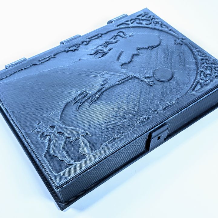 3D Printable Spell Book Stash Box by Custom Miniature Maker