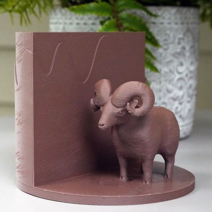 3D Printable Ram pen holder by Philippe Barreaud