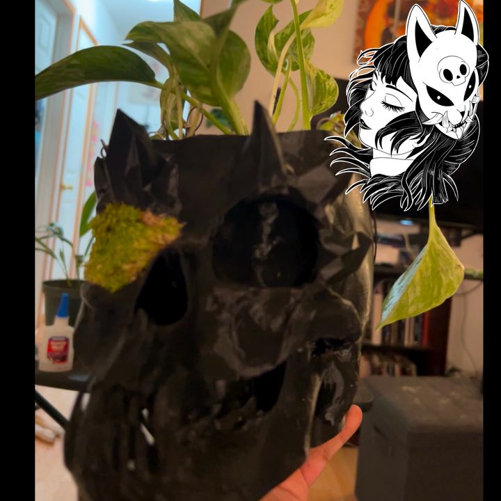 3D Printable KG Customs & Creations Hanging Monster Skull Planter ...