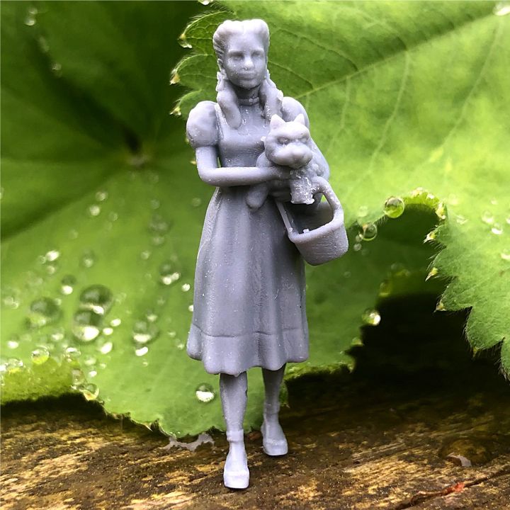 3D Printable Dorothy Wizard of Oz by Gametee 3d Miniatures