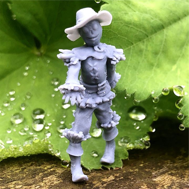 3D Printable Scarecrow from Wizard of Oz by Gametee 3d Miniatures