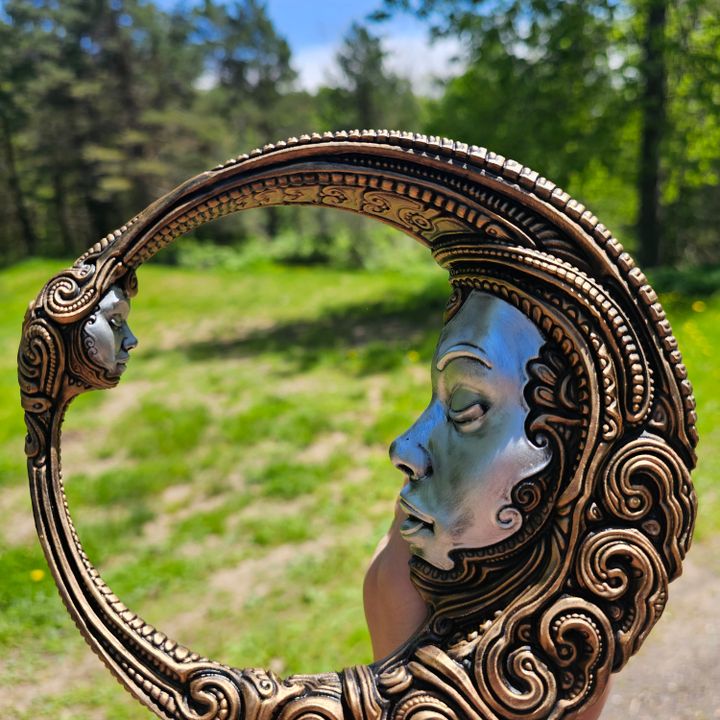 3D Printable Moon by Zane Rogers