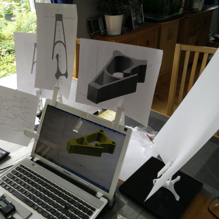 3D Printable clip on paper holder by Sardor Abdulazizkhodjayev