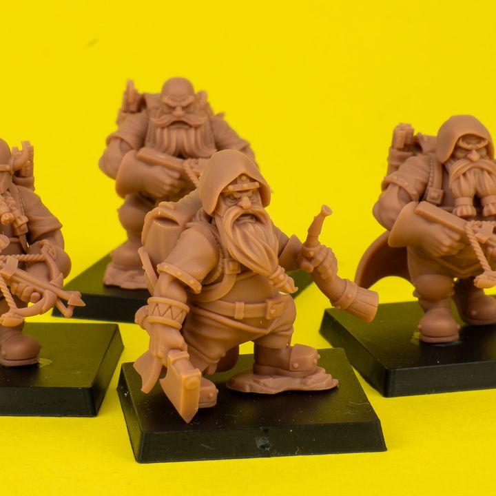 3D Printable Dwarf Rangers by Matteo Donzelli