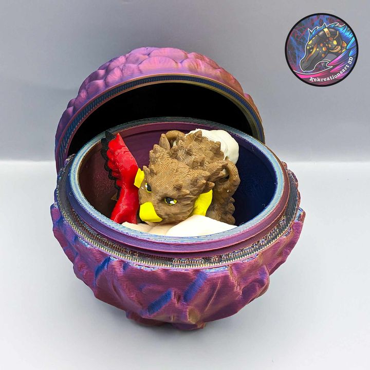 3D Printable Feather Dragon Egg by Kirsten M