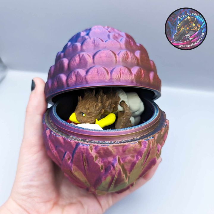 3D Printable Feather Dragon Egg by Kirsten M