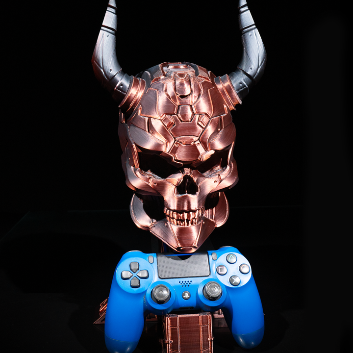 3D Printable Sci-fi Skull Controller & Headphone Holder by Stlflix