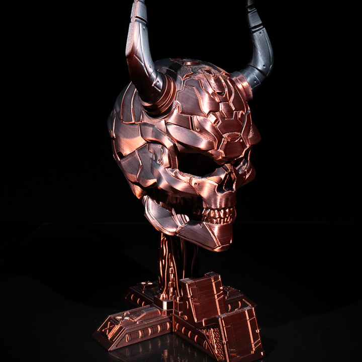 3D Printable Sci-fi Skull Controller & Headphone Holder by Stlflix