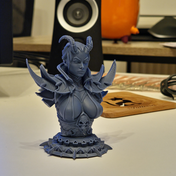 3D Print of Miniature Bust - Myrathis the Tiefling Warrior, DnD Minis - Fantasy Character Bust ...