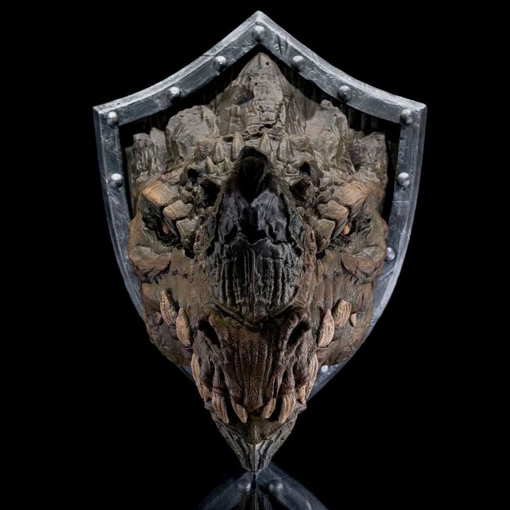 3D Printable Ancient Dragon Trophy by Stlflix