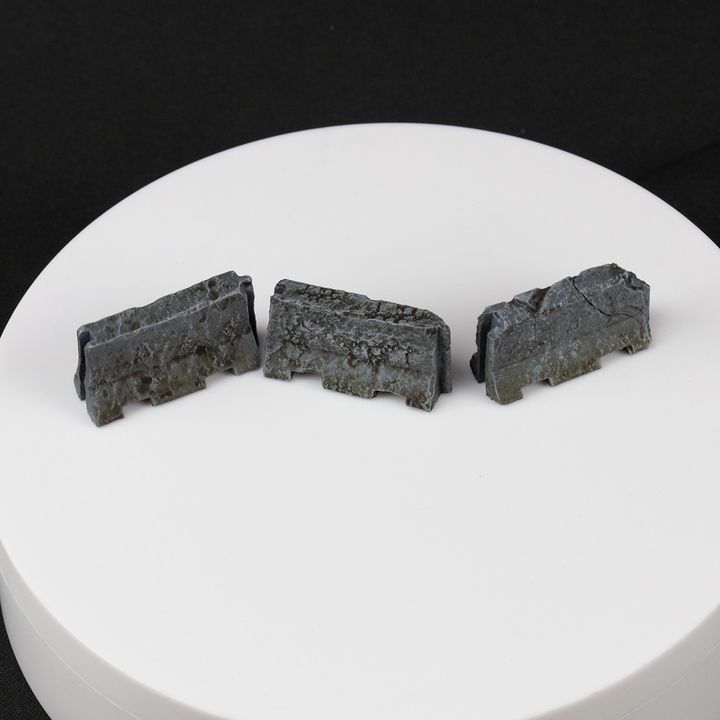 3D Printable Barbedwire & props by MAJmuffin