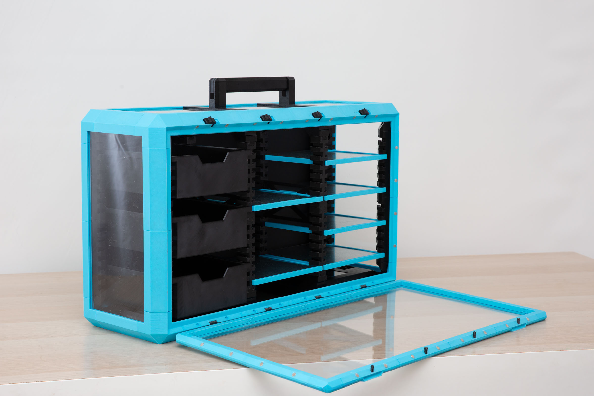 3D Printable Ultimo Case Building System by Linton W