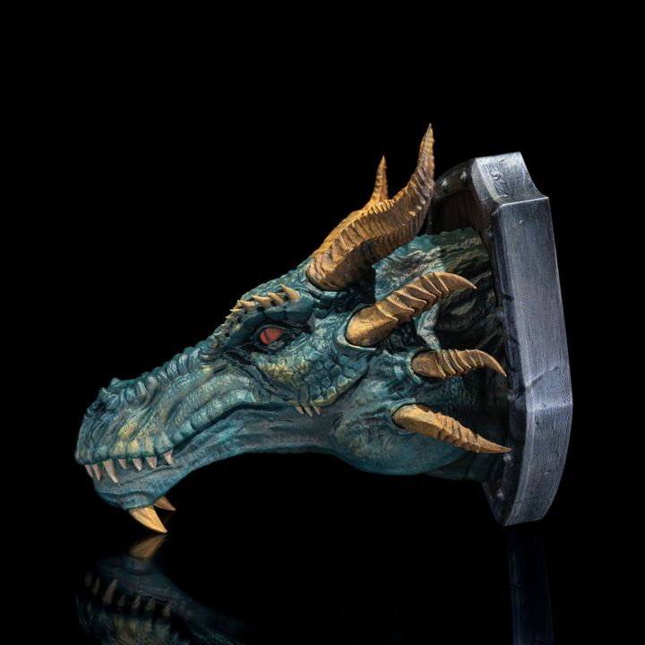 3D Printable Western Dragon Trophy by Stlflix