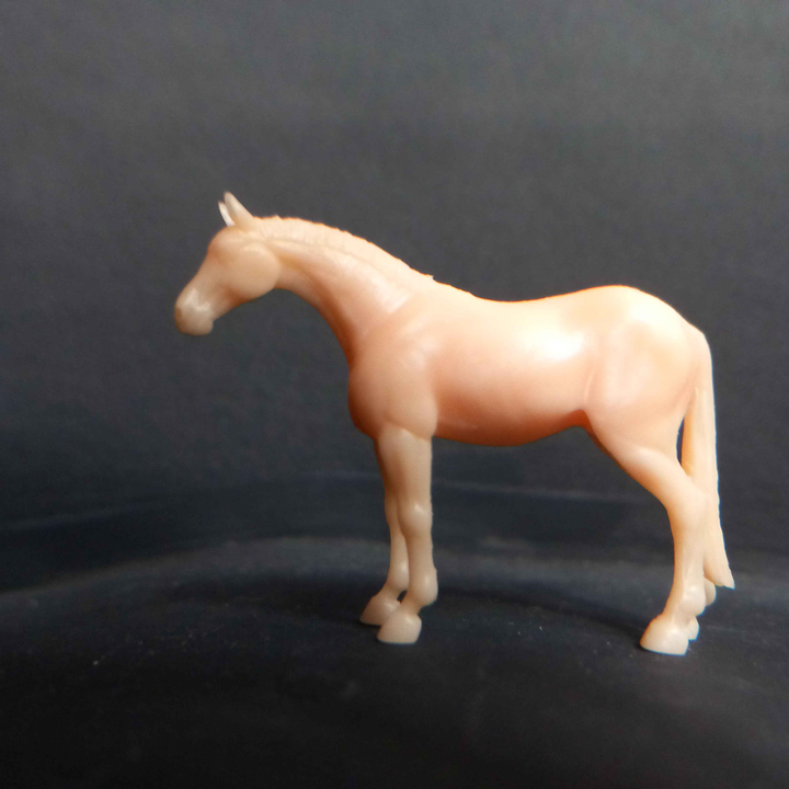 3D Printable Warmblood Horse Gelding Model by Snowball Sculpts