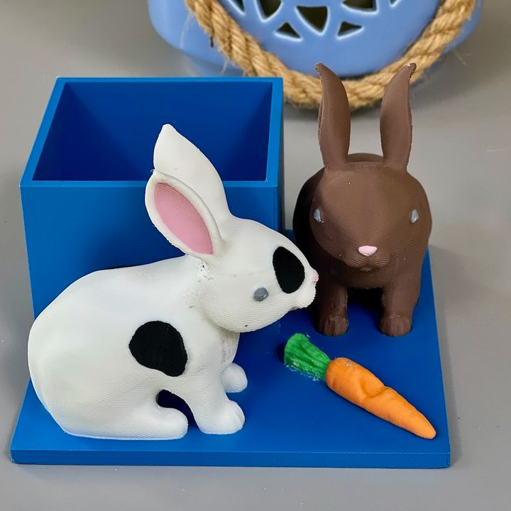 3D Printable Small rabbit pen holder by Philippe Barreaud