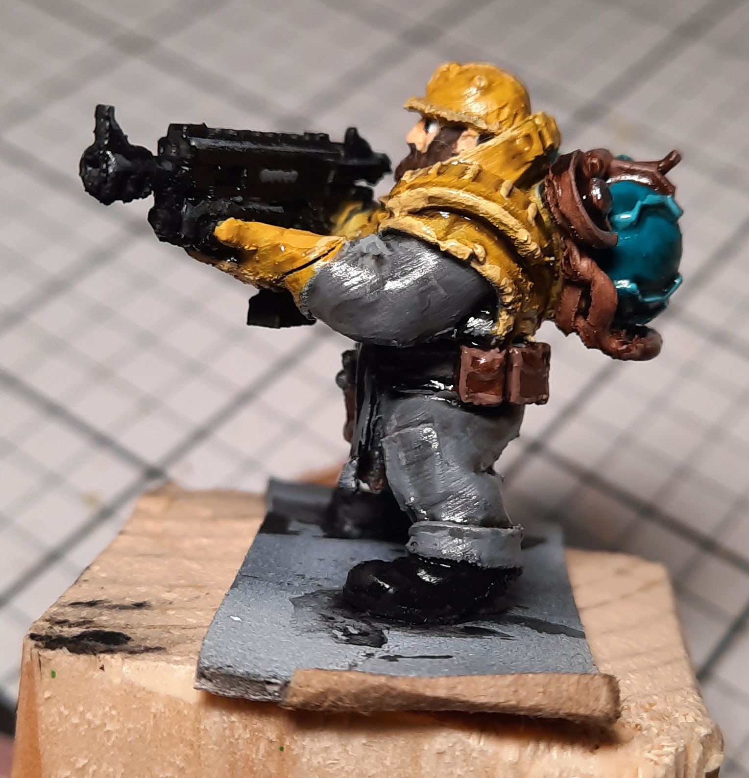 3D Printable Supermassive Space Dwarves Free Mini by Treadhead Rad