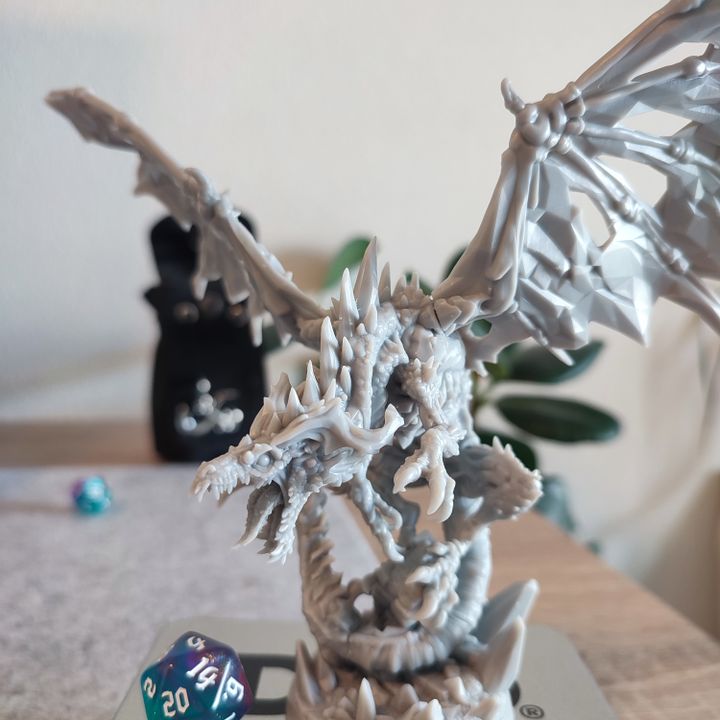 3D Printable Isdrekinn, The White Dragon 160mm DnD 5E by MEniatures
