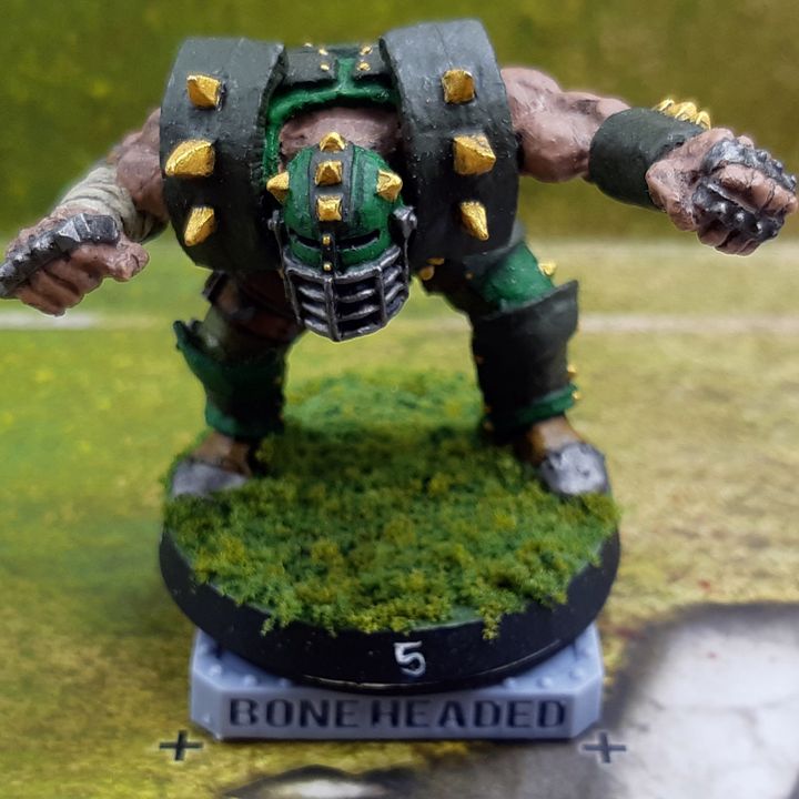 3D Printable Bone Headed Blood Bowl Status Tile Token by Vergond