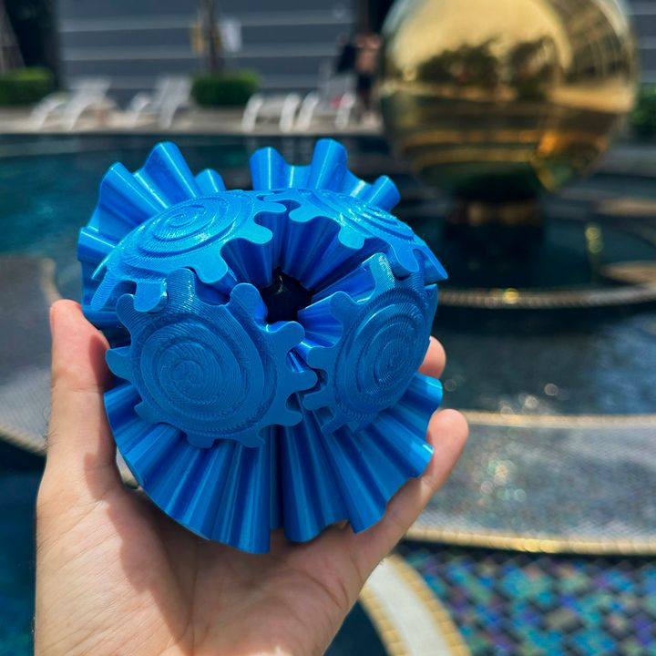 3D Printable Magic Gear Ball by Sergeant Hammer