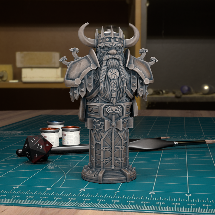3D Printable Dwarf Chess King [Pre-Supported] by TytanTroll Miniatures