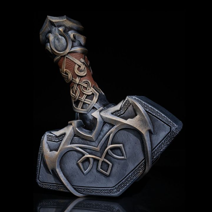3D Printable Mjolnir by Stlflix