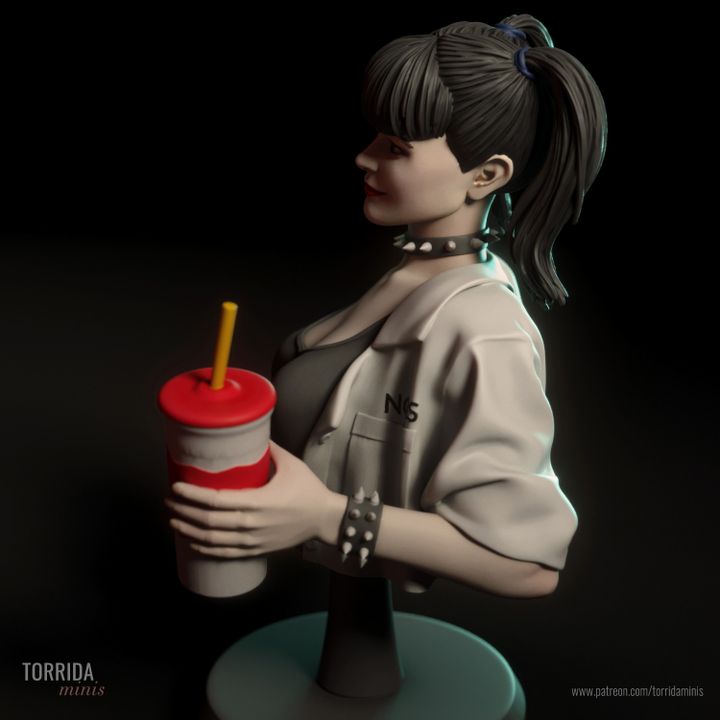 3D Printable Abby Sciuto from NCIS - 3D bust by Torrida Minis