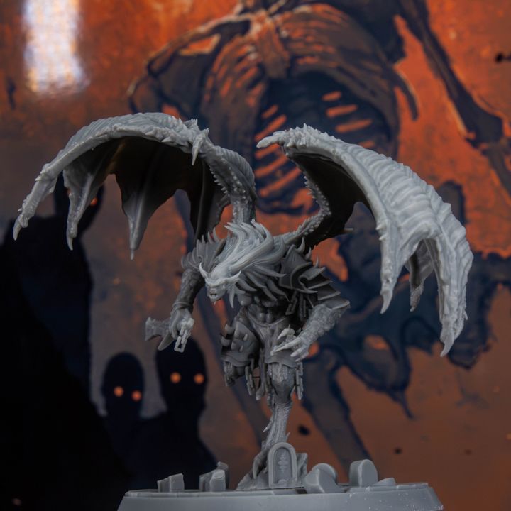 3D Printable Vampire demon queen by Immaterium God Miniatures