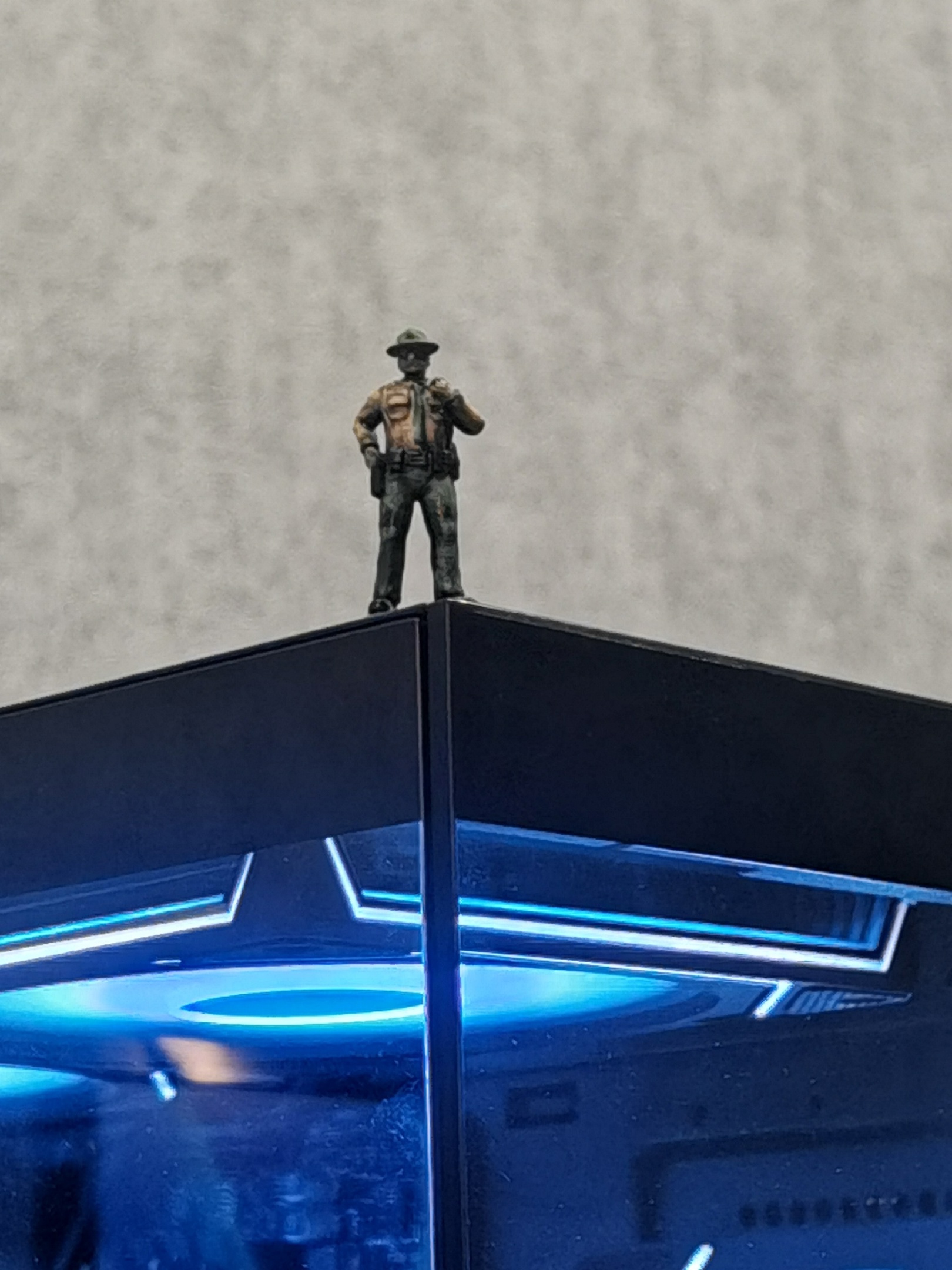 3D Printable 28mm Police Officers & Cop Miniatures with modular heads ...