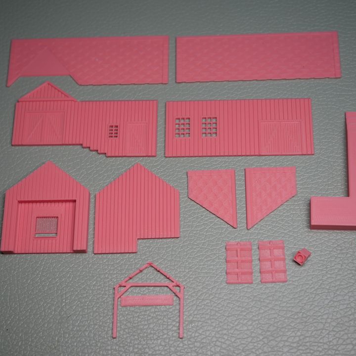 3D Printable Station Building For N-Scale Model Train Layout by Isabell T.