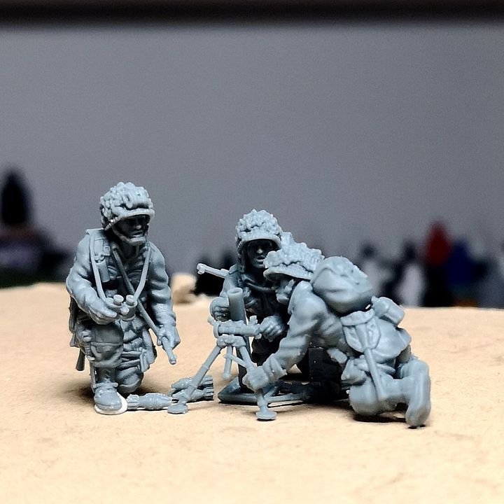 3D Printable 28mm US paratroopers, M2 Light Mortar and crew by Colonel ...