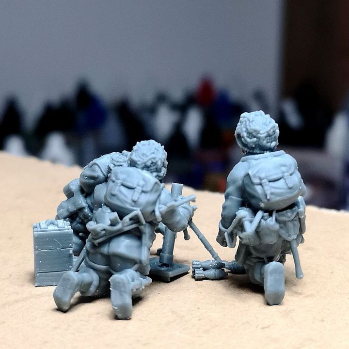 3D Printable 28mm US paratroopers, M2 Light Mortar and crew by Colonel ...