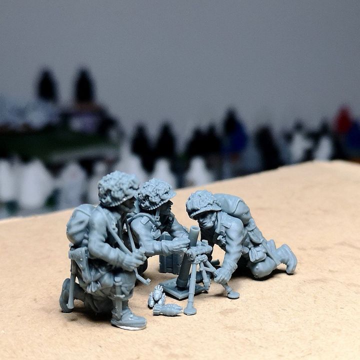 3D Printable 28mm US paratroopers, M2 Light Mortar and crew by Colonel ...