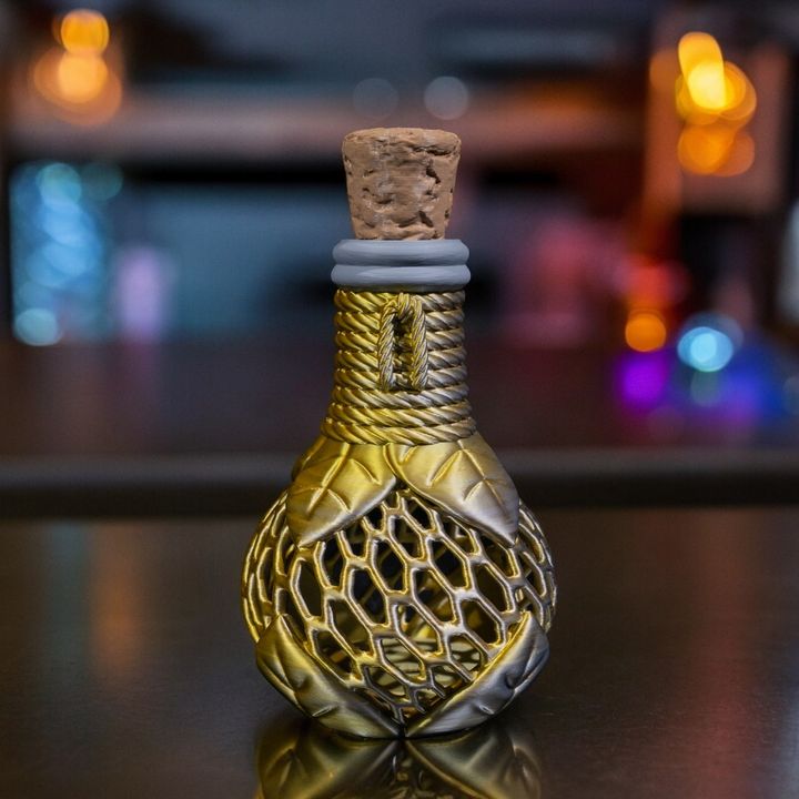 3D Printable Potion Flask Container by Stlflix