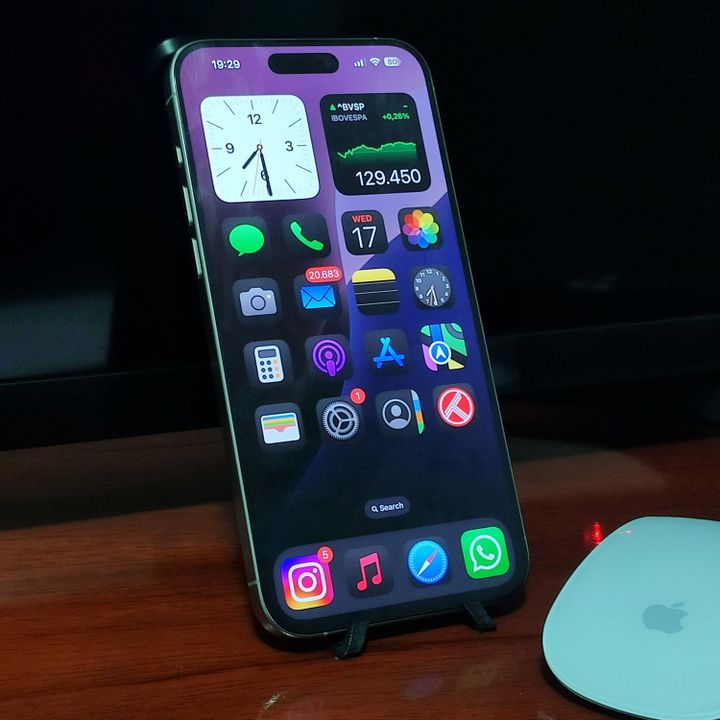 3D Printable Smartphone Stand Super Optimized by Gustavo Souza