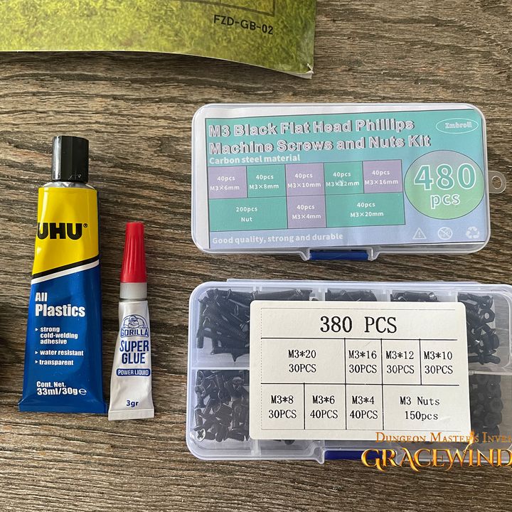 3D Printable DM Inventory: Miniature Display / Small DM Screen by ...