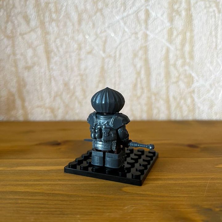 3D Print of SEIGWARD\SIEGMEYER FROM DARK SOULS LEGO CUSTOM SET by ...