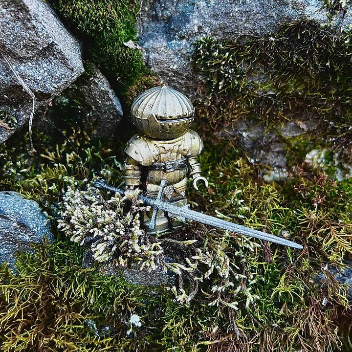 3D Printable SEIGWARD\SIEGMEYER FROM DARK SOULS LEGO CUSTOM SET by ...