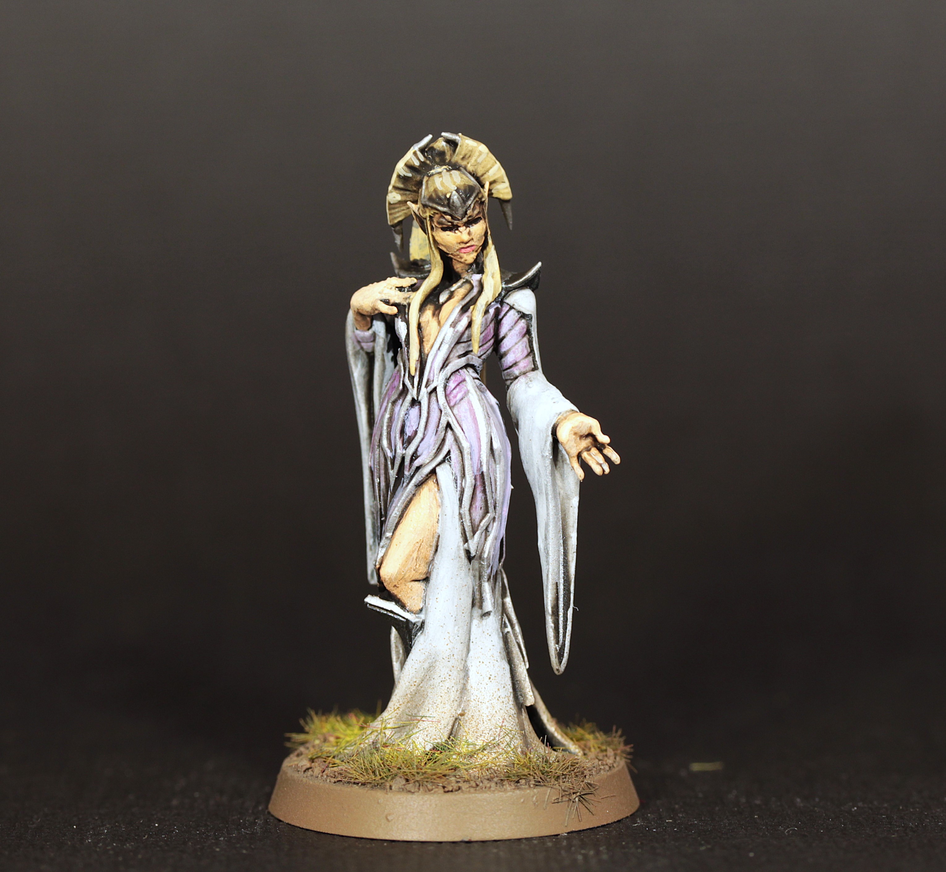 3D Printable Drow Matron by Bite the Bullet