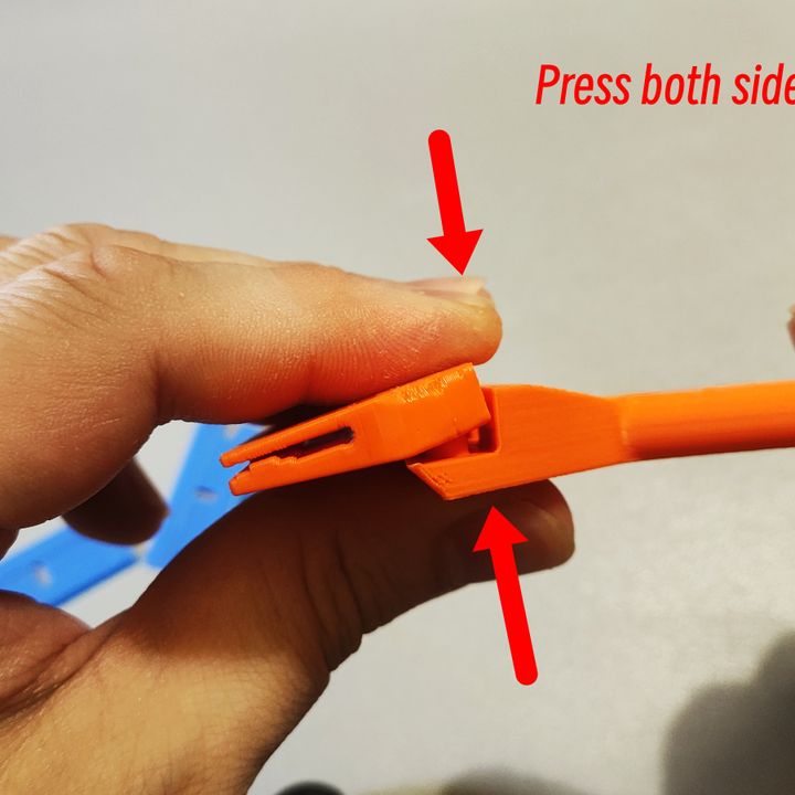 3D Printable Plastic Scraper 2 by MING