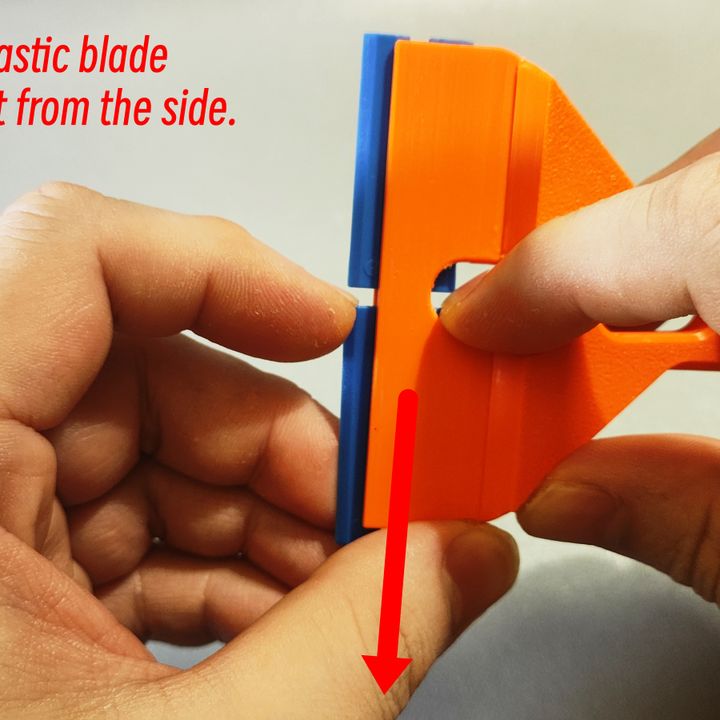 3D Printable Plastic Scraper 2 by MING