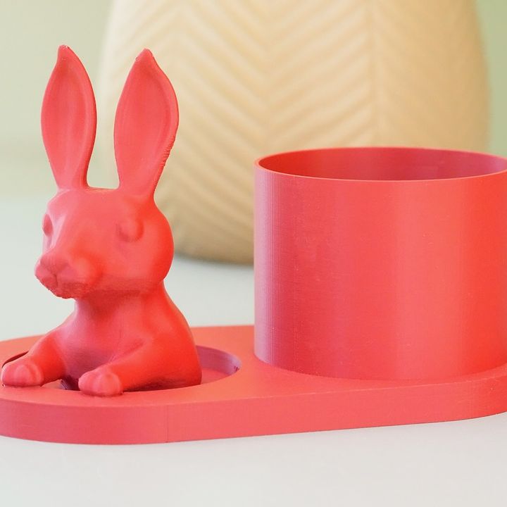 3D Printable Rabbit hole pen holder by Philippe Barreaud
