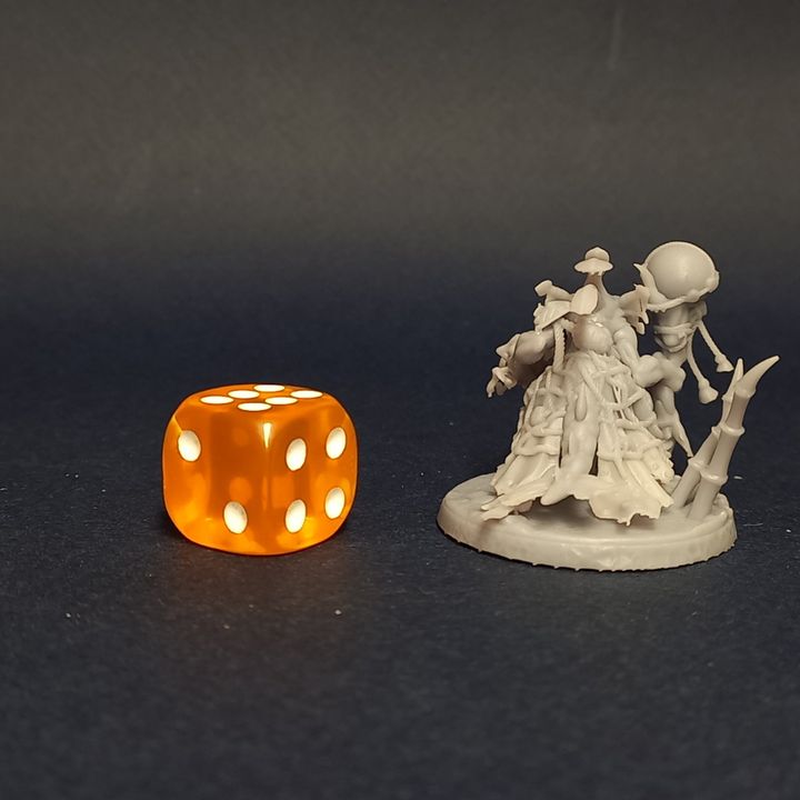 3D Printable Murloc Oracle - 32mm scale pre-supported miniature by ...