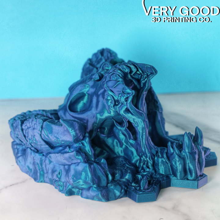 3D Printable Fallout Deathclaw Skull Dice Tower by Jeff