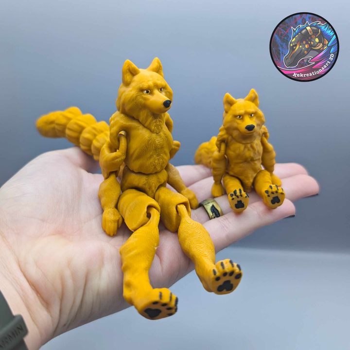 3D Printable Flexi Mini and Tiny Werewolf Keychain by Kirsten M
