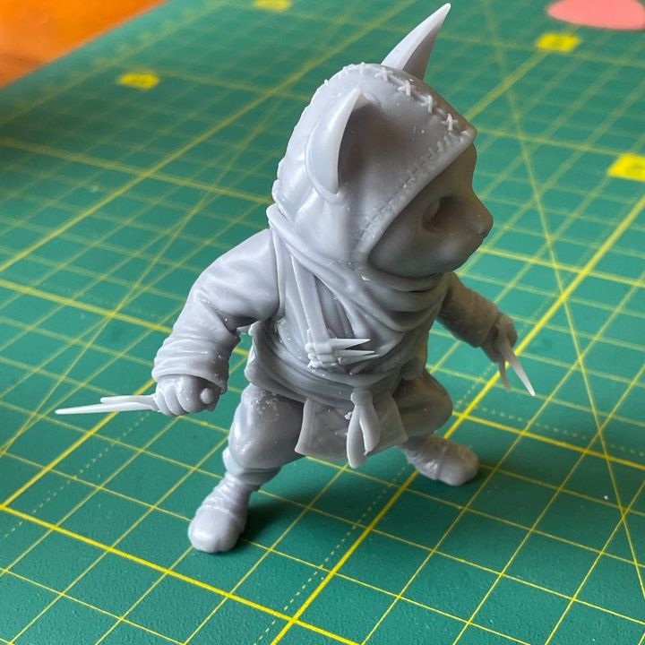 3D Printable Ninja Cat with Sai by Grass Hopper