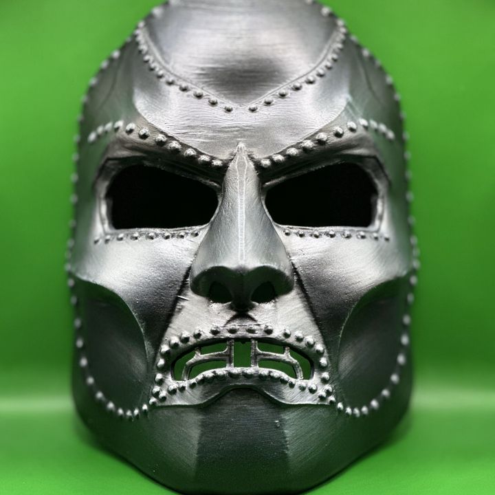 3D Printable Dr doom wearable mask by Nicolas Artiga