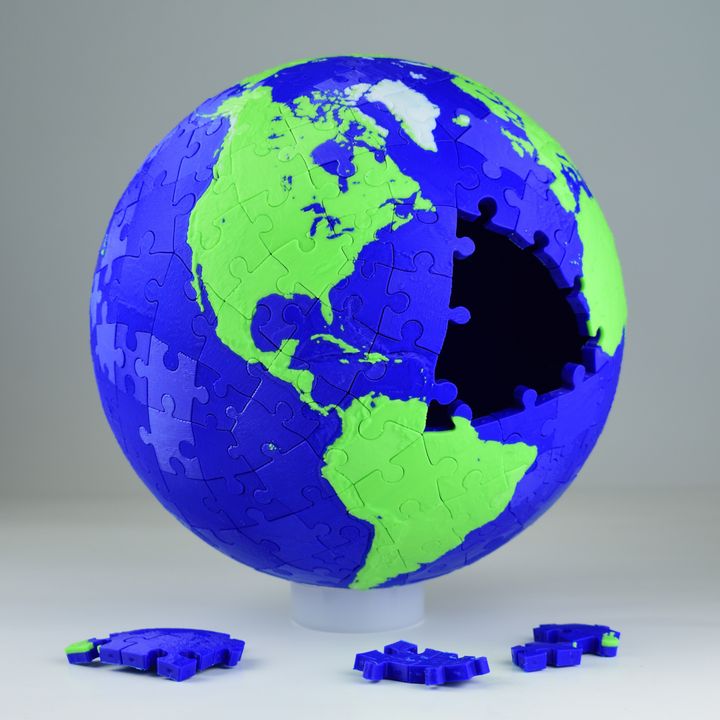 3D Printable The Earth Puzzle - multicolor by fhuable