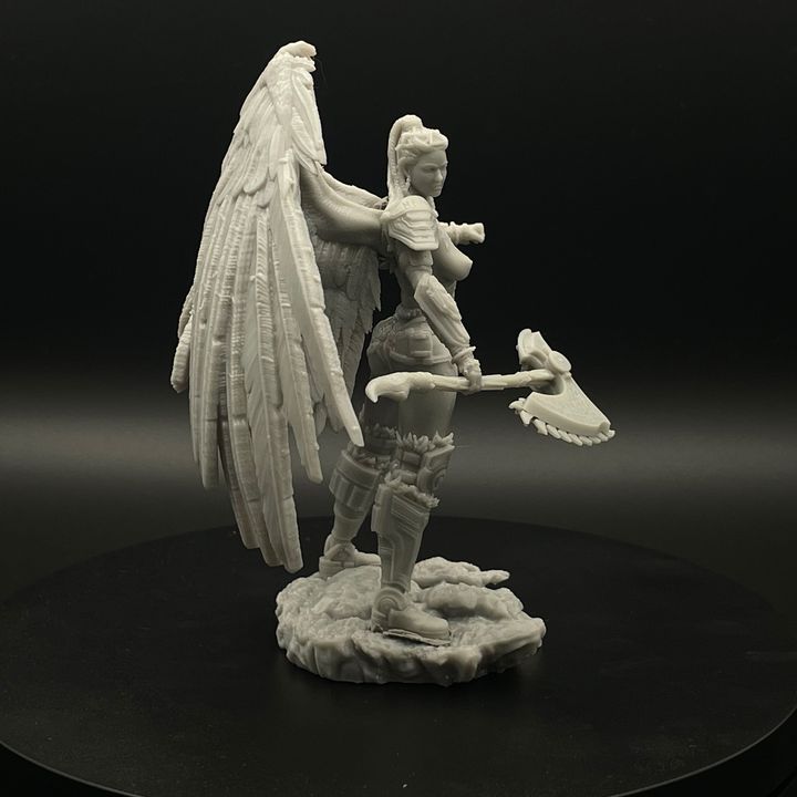 3D Printable Ingrid Ravenson 32&75mm - Core Model (NSFW Versions ...